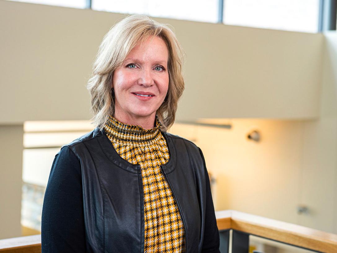 Contract extended for Purdue Fort Wayne basketball coach Jon Coffman ...