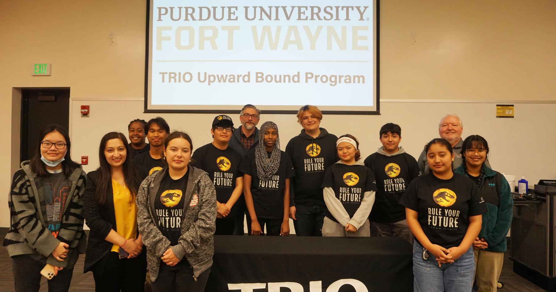 PFW Upward Bound students receive computers from Comcast | Purdue ...