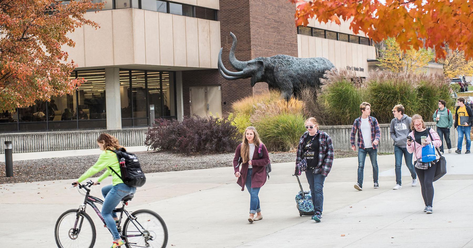 Purdue Fort Wayne receives $160,000 grant to expand its support of 21st ...