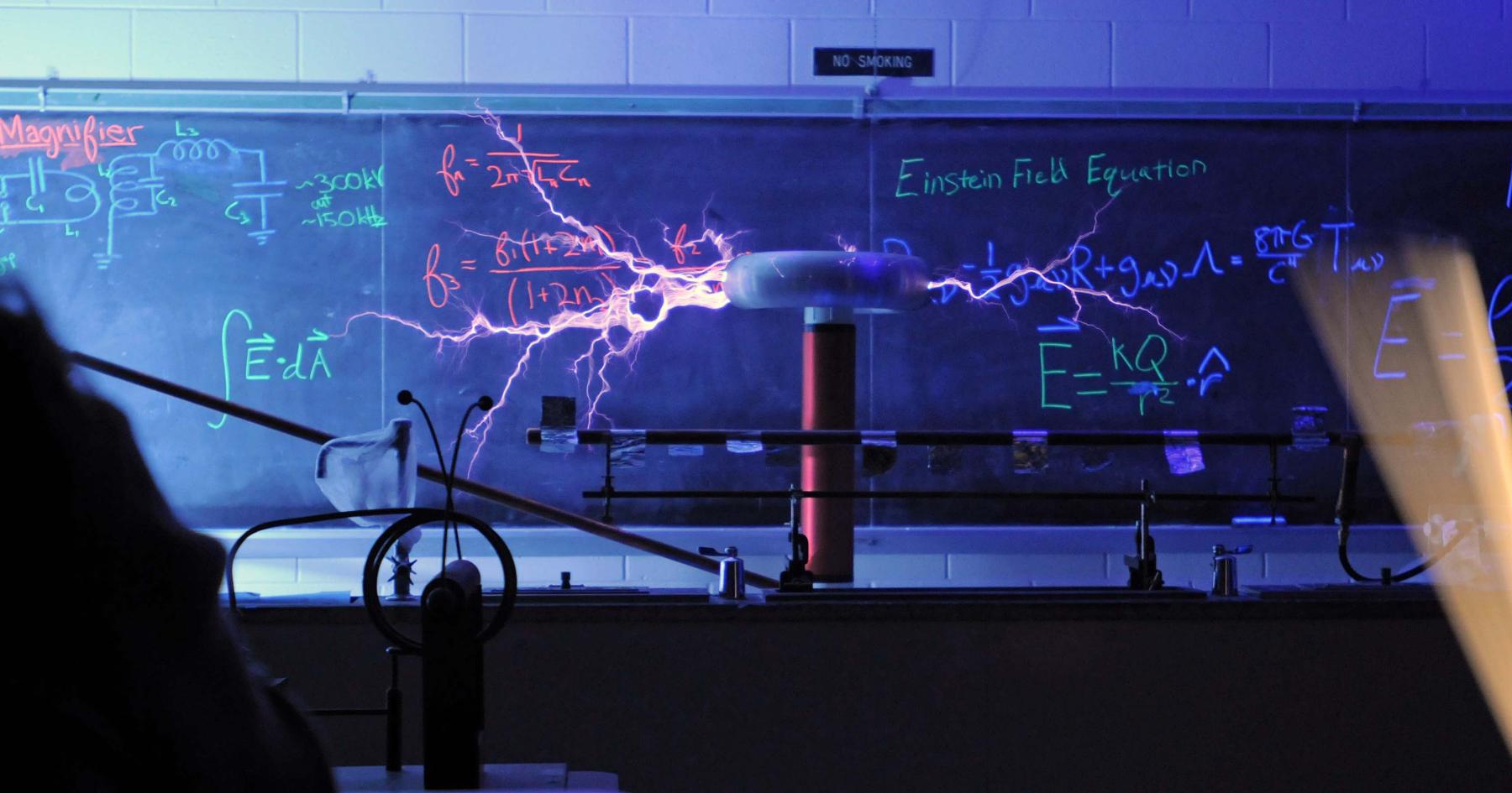 Physics outreach | Purdue University Fort Wayne